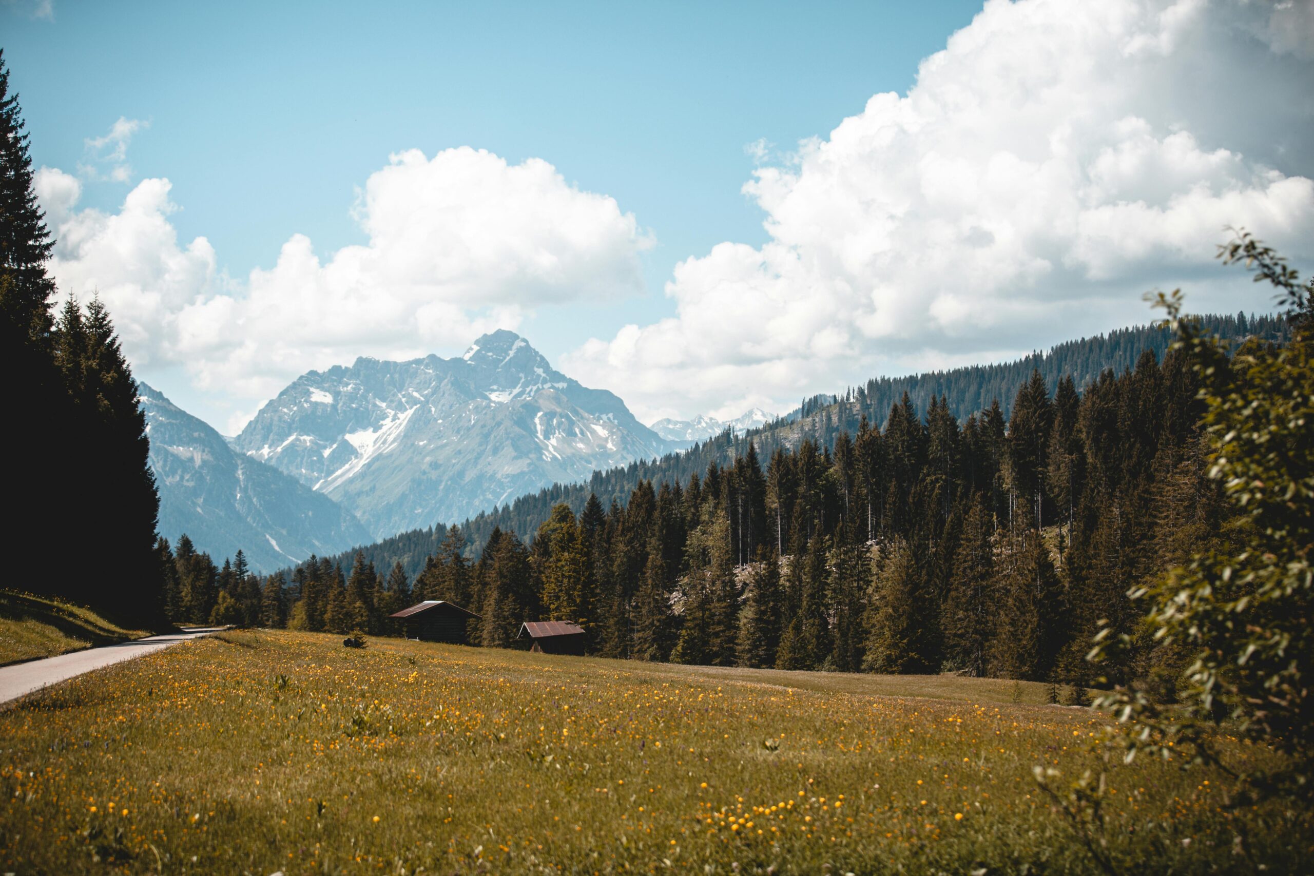 Banff Honeymoon Packages | Romantic Getaways & Luxury Tours